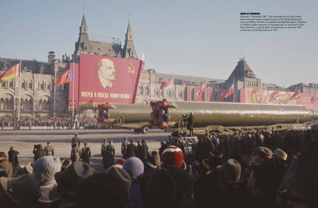 The Cold War [Photographic history] by M Kerrigan - Amber Books